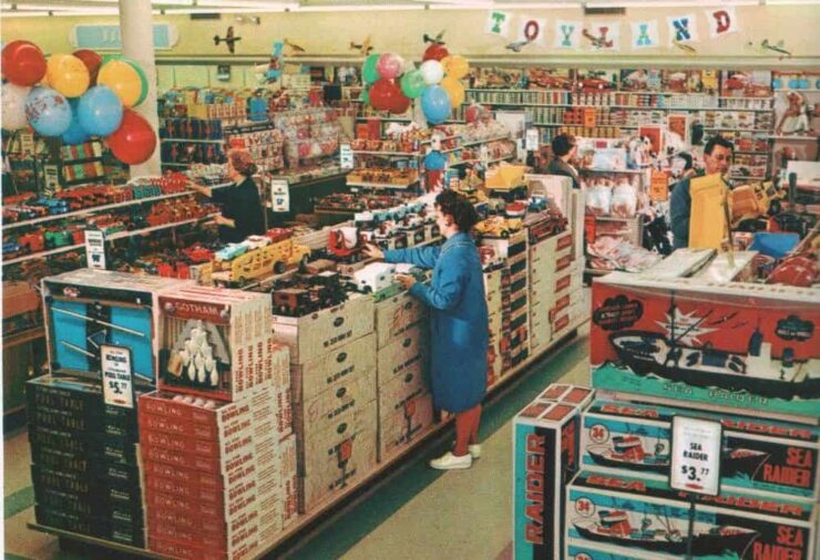 10 Lost Chain Stores From The '80s We Loved - Nostalgia Vibe